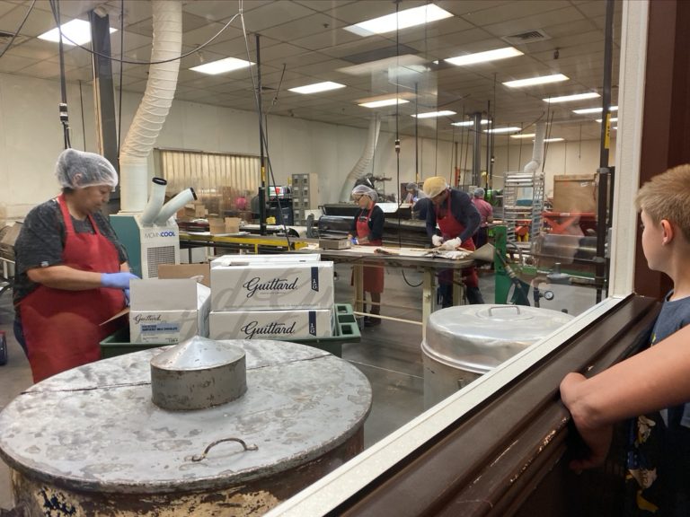 Hammond's Candies Factory Tour with Kids | Seek Discover Learn