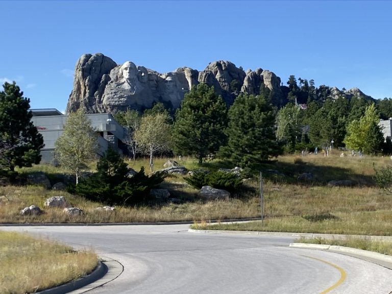 A Morning Visit to Mount Rushmore | Seek Discover Learn