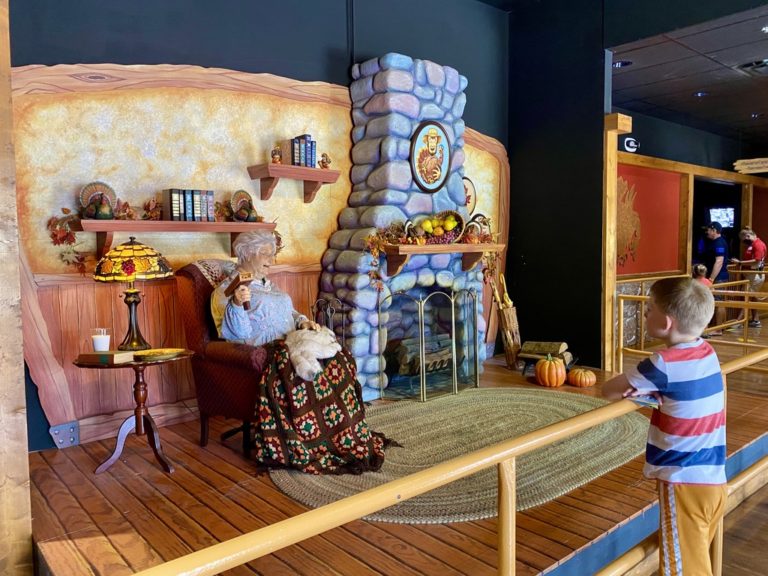 Holiday World & Splashin' Safari 2020 | Seek Discover Learn